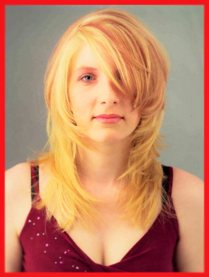 Stufige frisuren mittellange haare mit pony | Frisur Ideen